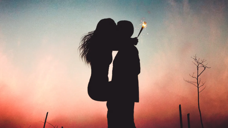 Comment savoir s'il m'aime ? Tous les signes et les tests